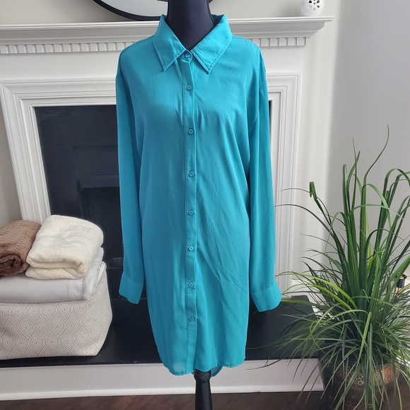 Tops | Teal Buttonup Shirt | Poshmark